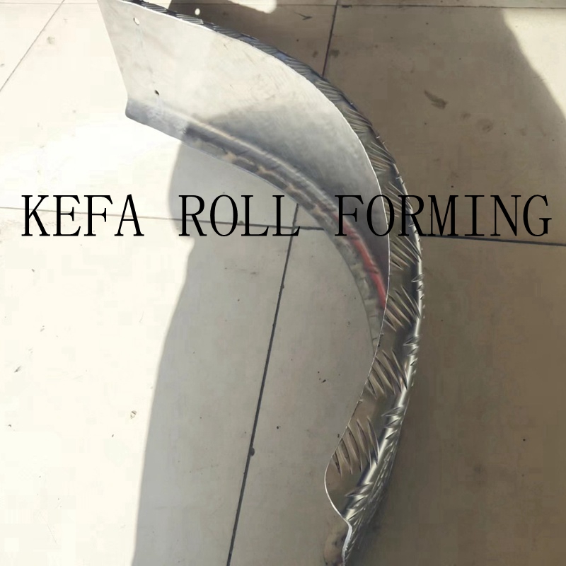 Single Axle Steel Trailer Fender Making Machine with Backplate Welded in